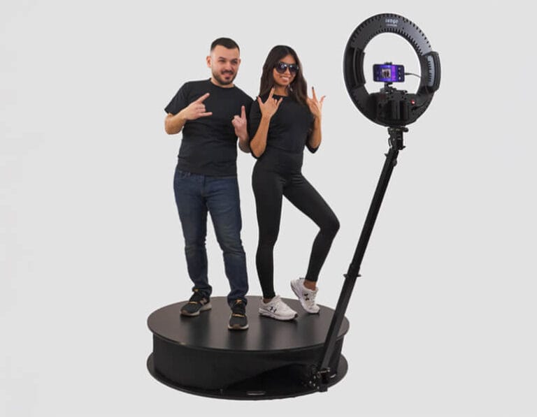360 Photo Booth Rentals in Milwaukee WI | The Pixel Booth